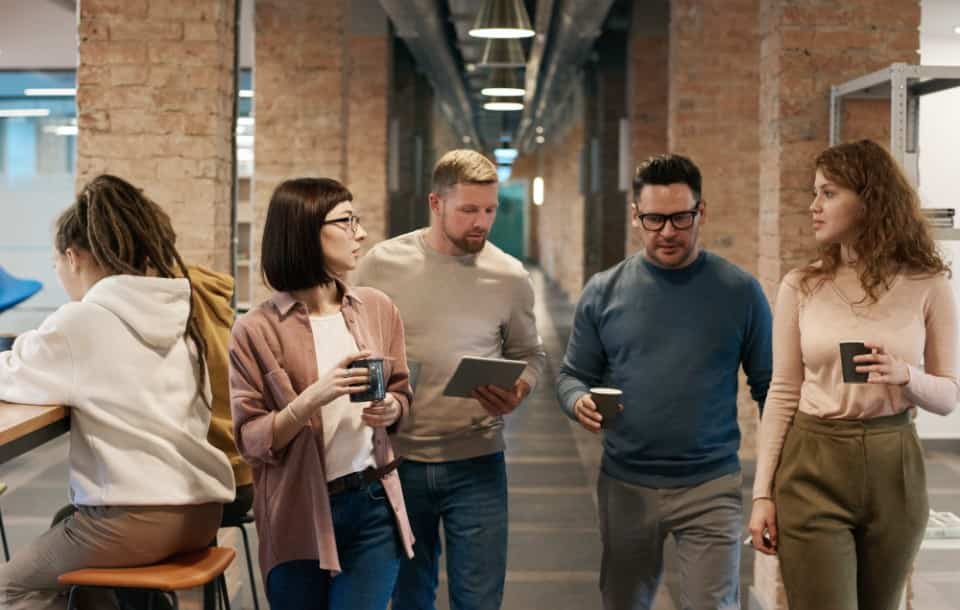 Competenze comunicative: guida e esempi per il CV | Zety.it