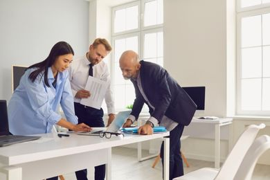 Come fare un CV da project manager (+esempi per il 2025)